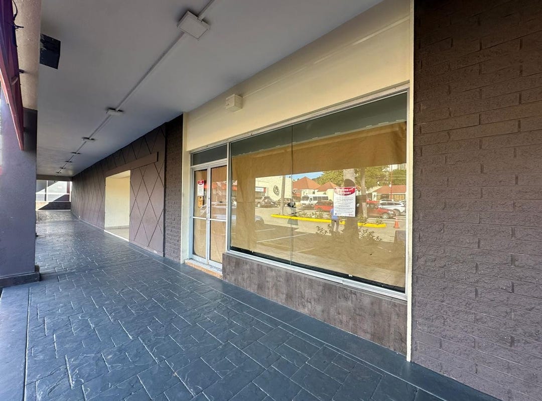 23 Constant Spring Rd, Kingston 8, St. Andrew Parish Al por menor en ...