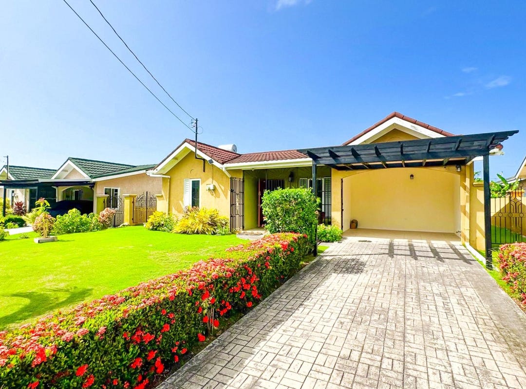 72 DRAX HALL MANOR, Ocho Rios, St. Ann Parish House for Sale ...