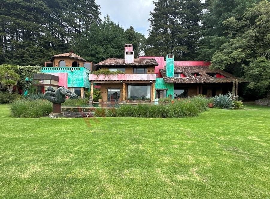 s/n near Valle de Bravo, Valle de Bravo, Mexico City 51030 House for ...