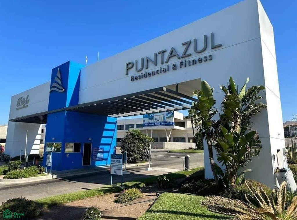 PUNTA AZUL RESIDENCIAL CALLE BUCANITA 1, Playa Encantada, Playas de ...