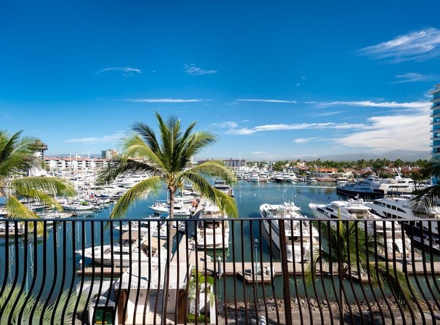 Av. Paseo de la Marina Sur, Puerto Vallarta, Jalisco Unit for Sale ...