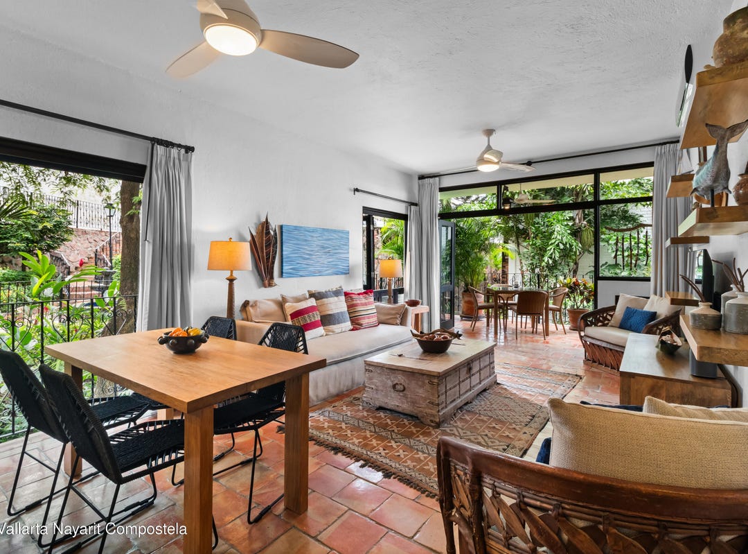 323 JOSEFA ORTIZ DE DOMINGUEZ unit: 321, Puerto Vallarta, Jalisco Unit ...