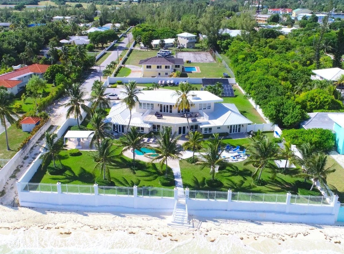 SEAGRAPE LANE, Lucaya, Freeport House for Sale - realtor.com