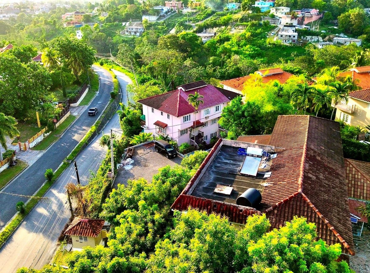 429 WESTGATE HILLS, Montego Bay, St. James Parish House for Sale ...