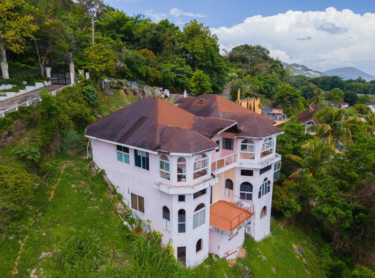 3a BRIDGE MOUNT HEIGHTS, Kingston 8, St. Andrew Parish House for Sale ...