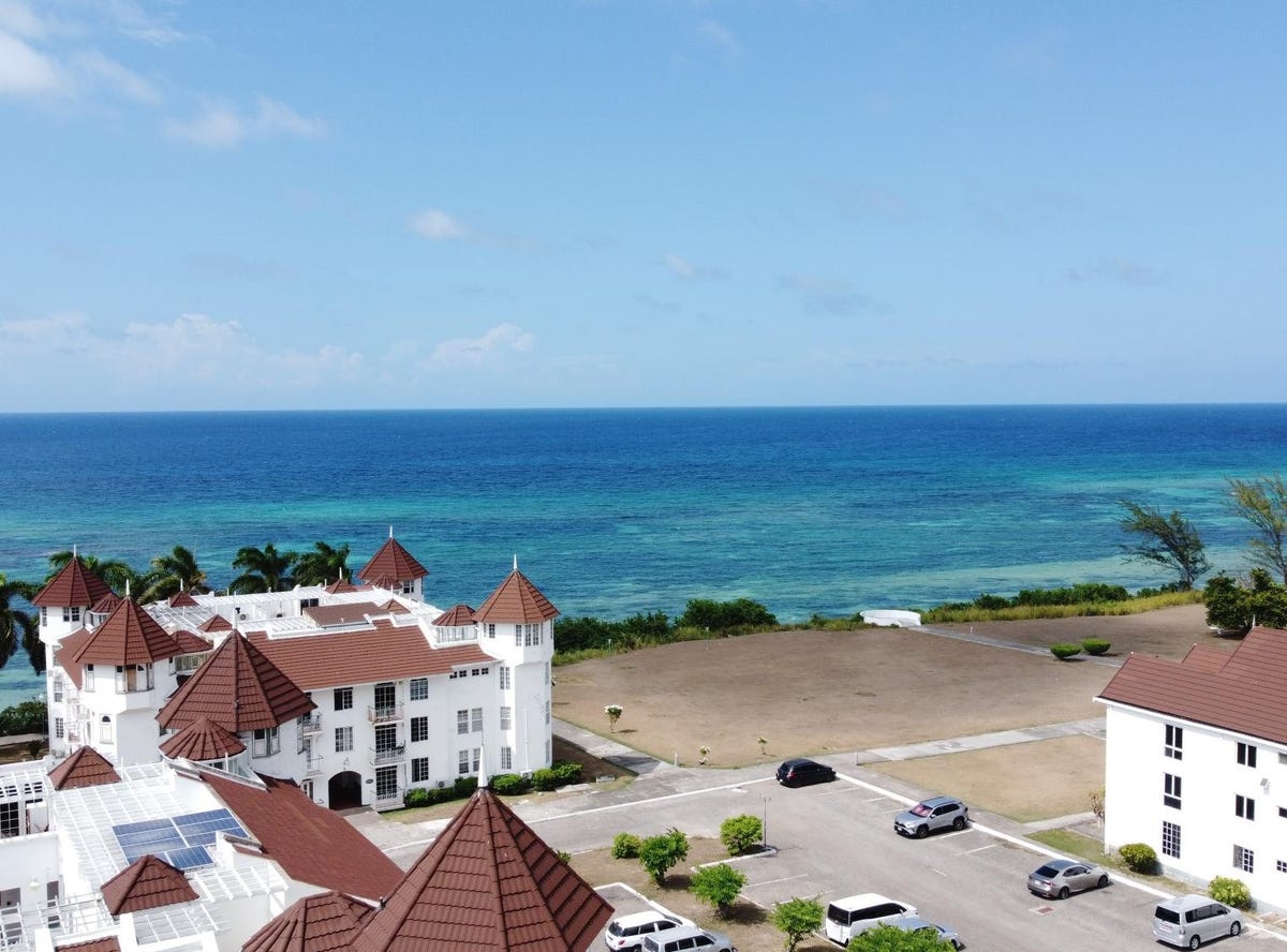 SEA CASTLES unit: C7, Montego Bay, St. James Parish House for Sale ...