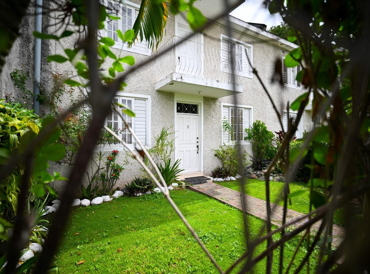 88A MANNINGS HILL ROAD unit: TH#3, Constant Spring P.O., St. Andrew ...