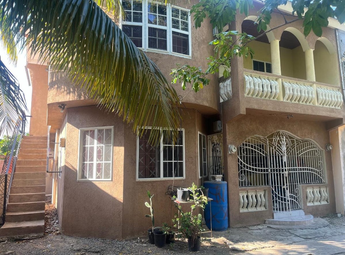 4 EAST GREATER PORTMORE, Greater Portmore, Saint Catherine Parish House ...