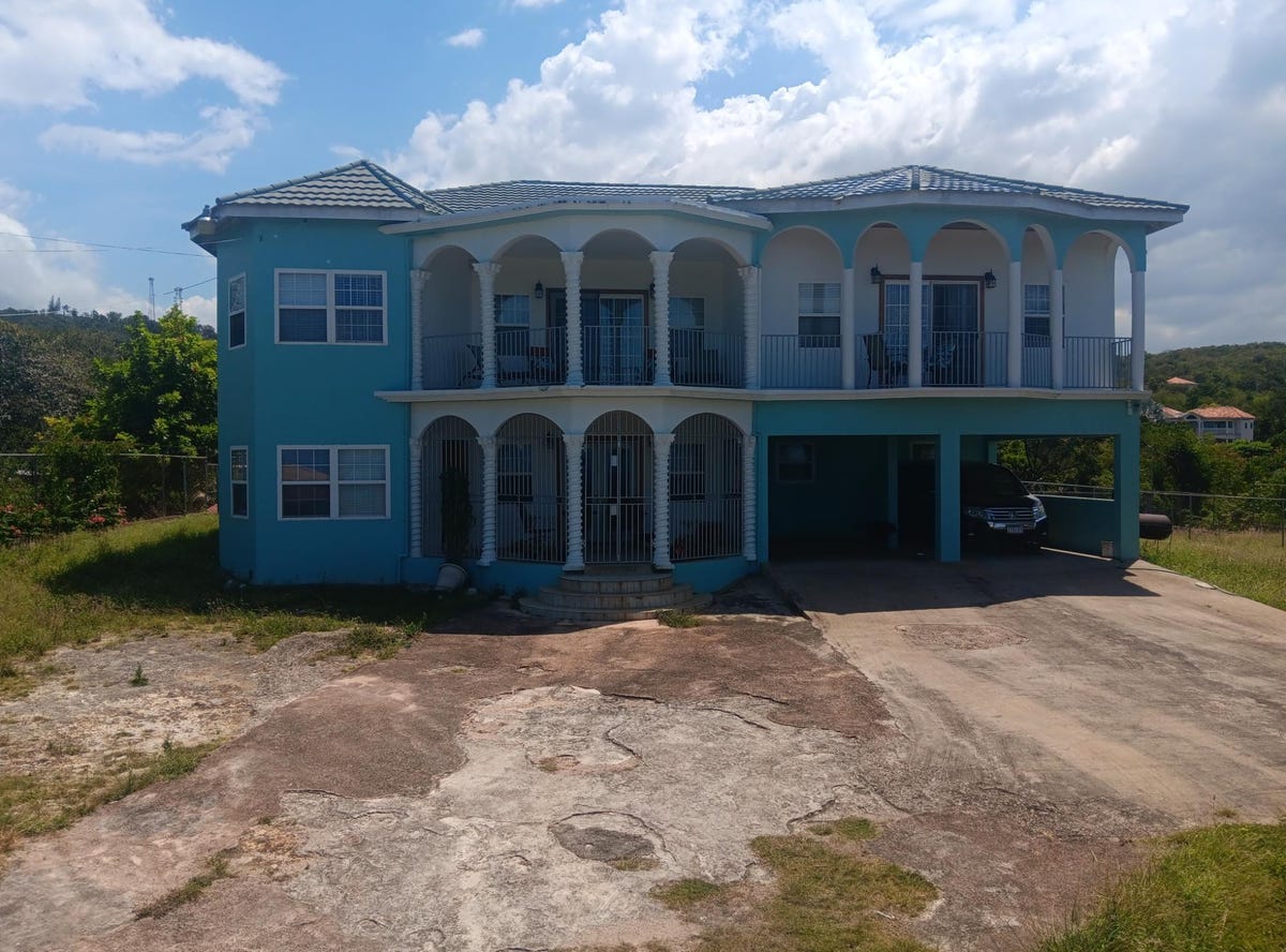 237 LOOKOVER HILL, DUNCAN BAY, Trelawny Parish House for Sale ...