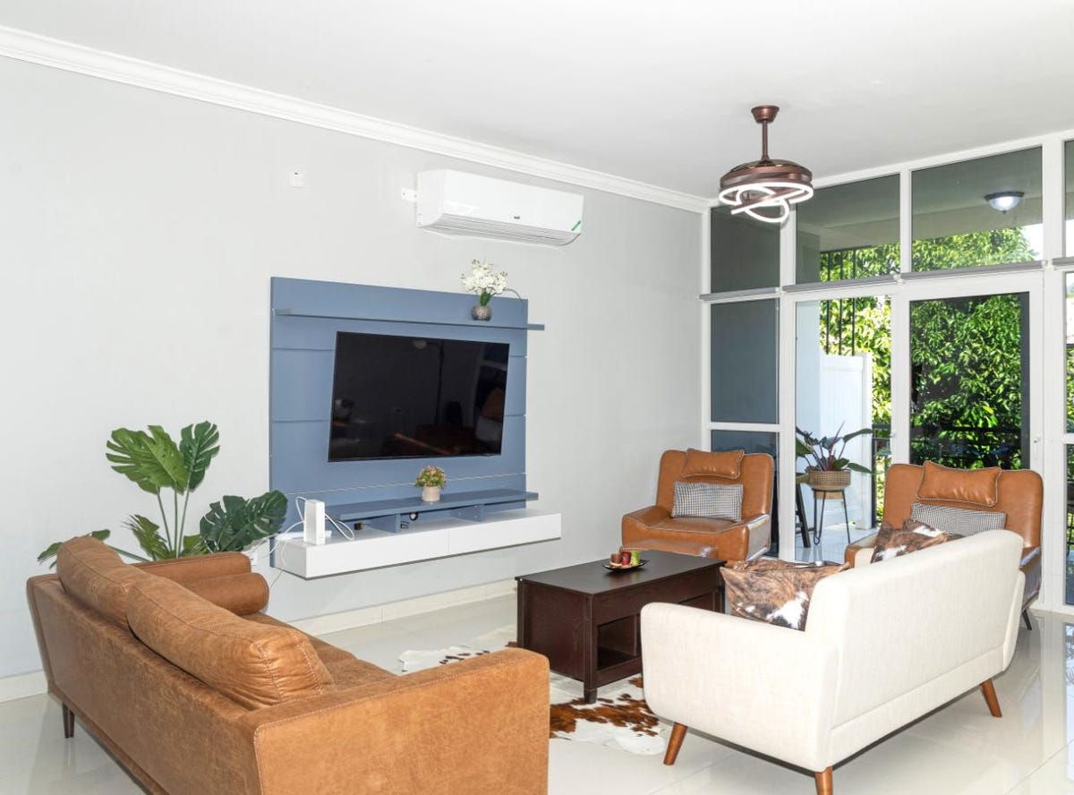 RUSSELL HEIGHTS, Kingston 8, St. Andrew Parish House for Sale - realtor.com