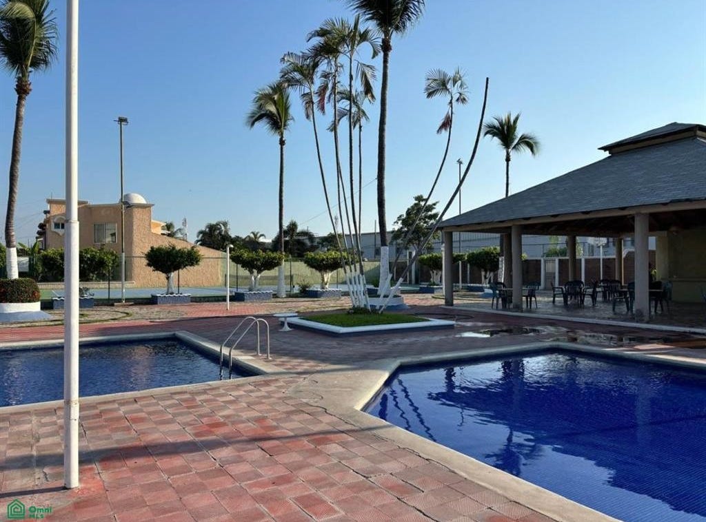 Fracc. Viña del Mar # L-9 Y L-10 MAZ. 331 L-9 Y L-10, Soleares ...