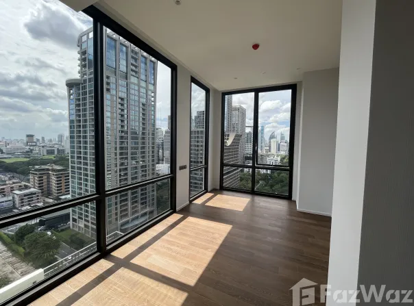 138/1 Sarasin Rd, Lumphini, Pathum Wan, Bangkok 10330, THA, Lumphini ...