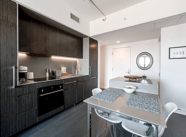 1288 Av. des Canadiens-de-Montréal 2110, Montréal (Ville-Marie), Québec ...