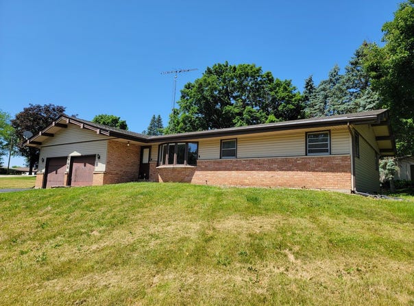 8788 Sheffield Drive, Belvidere, IL 61008 House for Sale - realestate ...