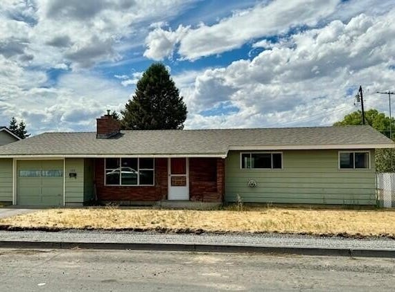 935 SW 12th Street, Redmond, OR 97756 House for Sale - realestate.com.au