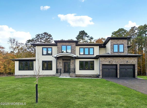 4 Haystack Court, Howell, NJ 07731 House for Sale - realestate.com.au