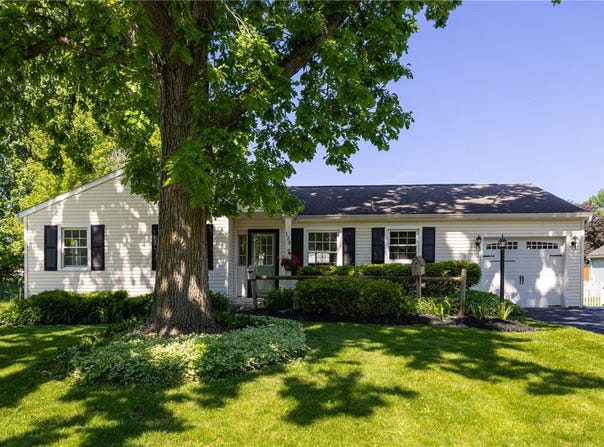 139 Gate House Trail, Henrietta, NY 14467 House for Sale - realestate ...