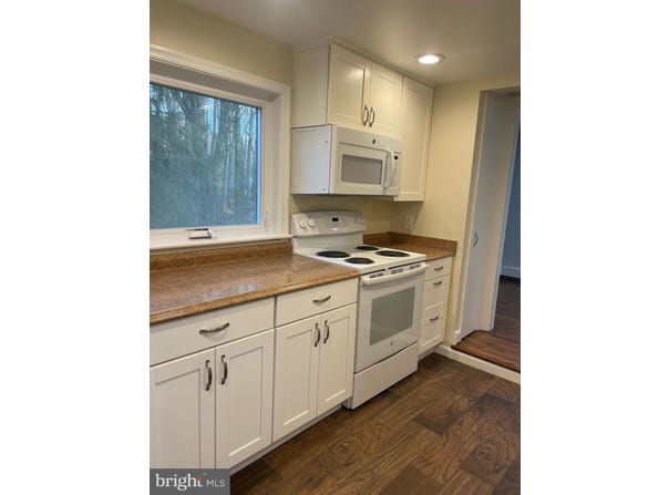 10 E WOODBOUND DRIVE, WILMINGTON, DE 19803 Apartment for Rent ...