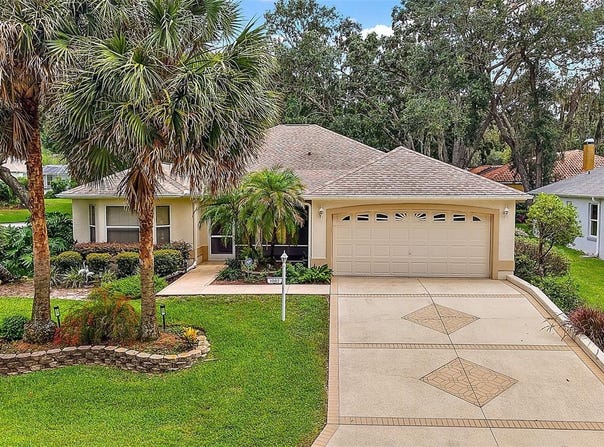 1002 AMARILLO PLACE, THE VILLAGES, FL 32159 House for Sale - realestate ...