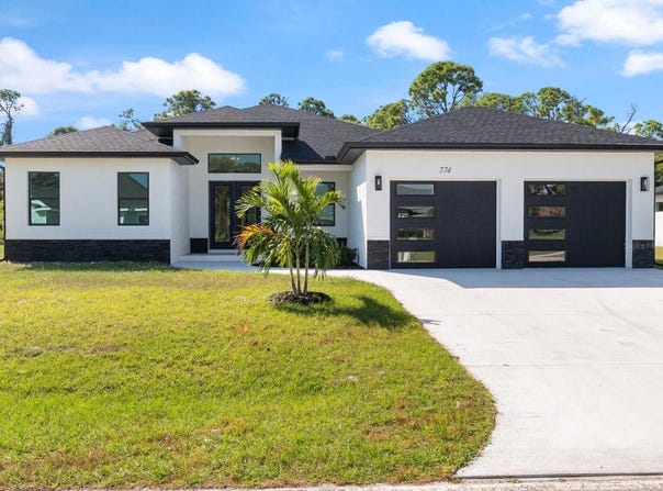 774 ROTONDA CIRCLE, ROTONDA WEST, FL 33947 House for Sale - realestate ...