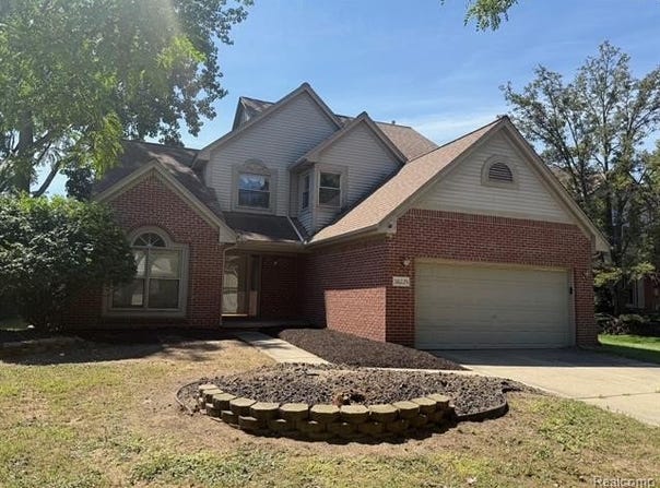 38229 Timberland Drive, Westland, MI 48185 House for Sale - realestate ...