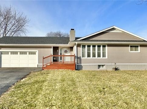 906 Fairlane Drive, Chillicothe, MO 64601 House for Sale - realestate ...