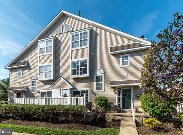 1506 DEBORAH COURT, JAMISON, PA 18929 Apartment for Sale - realestate ...