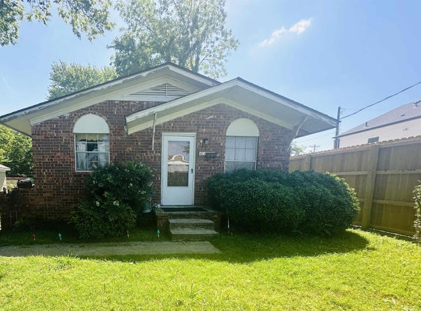 406 Division Street, North Little Rock, AR 72114-4523 House for Sale ...