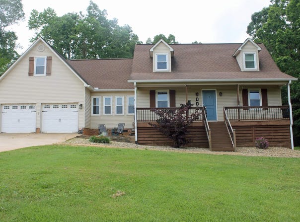 831 Tubbs Mt Road, Travelers Rest, SC 29690-9776 House for Sale ...