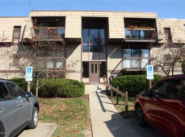 9761 Sunrise Boulevard, North Royalton, OH 44133 Apartment for Sale ...
