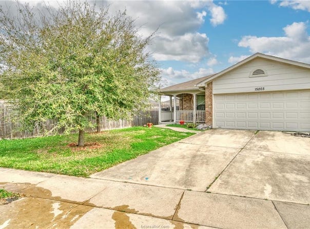 15203 Meredith Lane, College Station, TX 77845 House for Rent ...