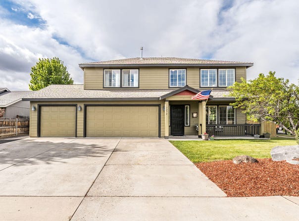 1270 NW Spruce Avenue, Redmond, OR 97756 House for Sale - realestate.com.au