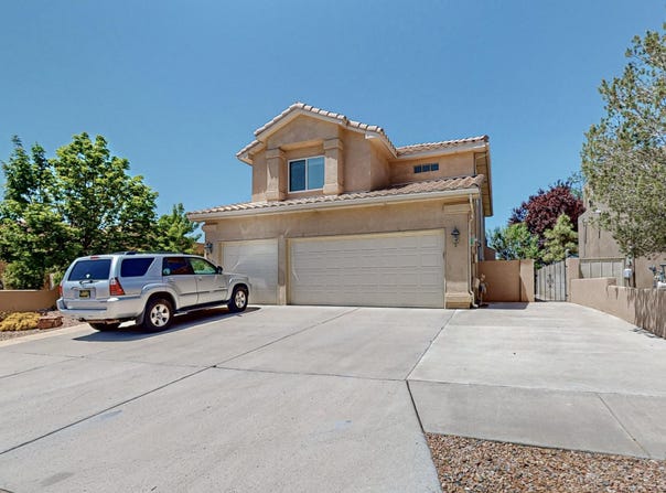 9101 Corona Avenue NE, Albuquerque, NM 87122 House for Sale ...