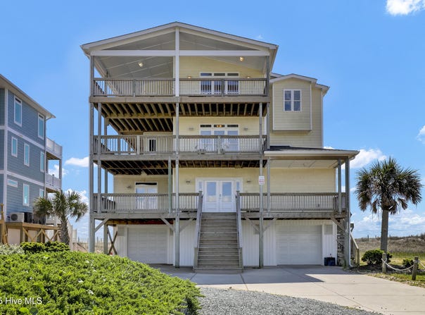 116 Scotch Bonnet Drive, North Topsail Beach, NC 28460 House for Sale ...