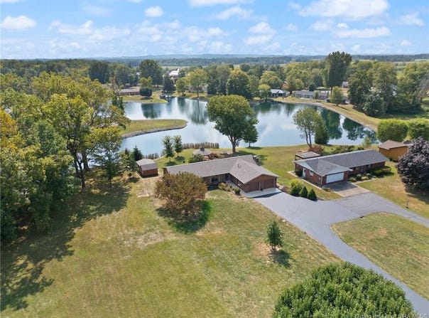 2207 W Robin Road, Scottsburg, IN 47170 House for Sale - realestate.com.au
