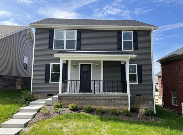 309 Gallahadion Court, Winchester, KY 40391 House for Sale - realestate ...