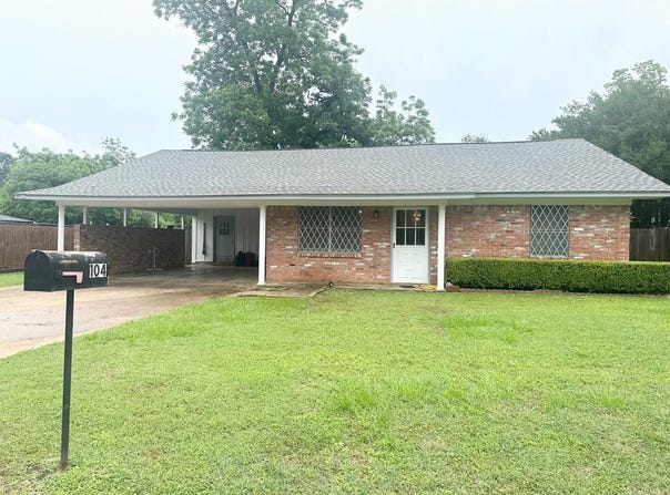 104 Lakeway Drive, Crockett, TX 75835 House for Sale - realestate.com.au
