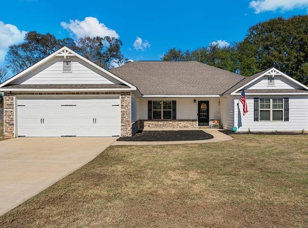 Take A Look About Homes For Sale In Fort Mitchell Al