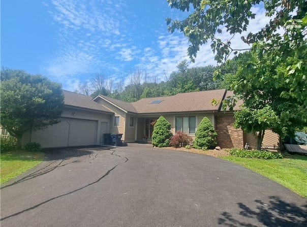 147 Willowood Drive, Greece, NY 14612 House for Sale - realestate.com.au