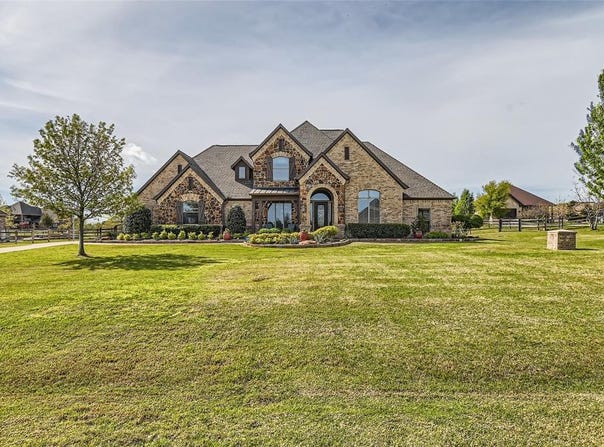 1304 Ruby Lea Lane, Fort Worth, TX 76179 House for Sale - realestate.com.au