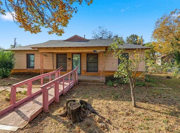 1204 Hoke Smith Drive, Dallas, TX 75224 House for Sale - realestate.com.au