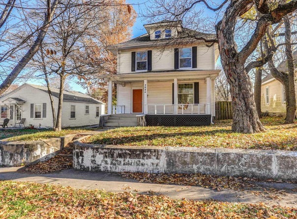 2044 North Broadway Avenue, Springfield, MO 65803 House for Sale ...