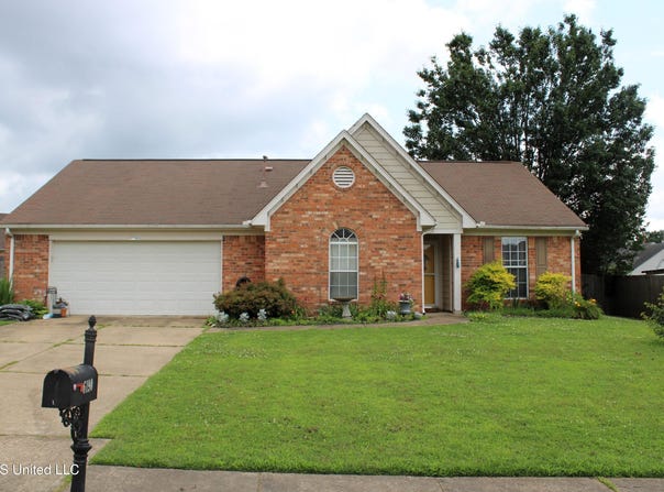6190 Braybourne Main, Olive Branch, MS 38654 House for Sale ...