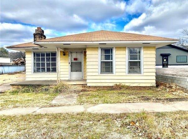 1209 Main ST, Van Buren, AR 72956 House for Sale - realestate.com.au