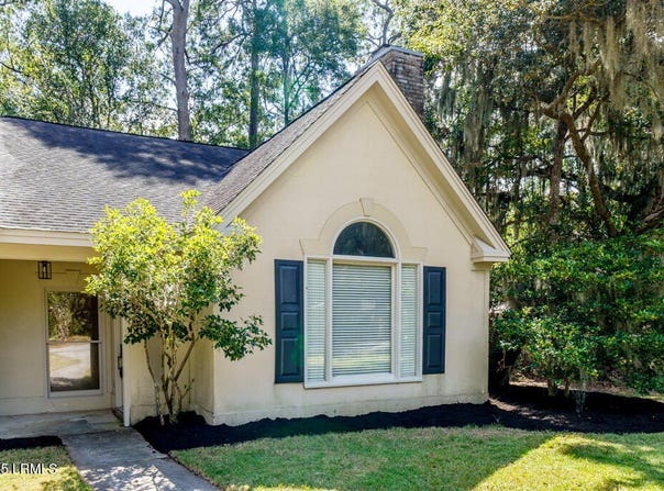 2676 Joshua Circle, Beaufort, SC 29902 Townhouse for Sale - realestate ...
