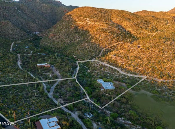 12811 E Cabeza De Vaca, Tucson, AZ 85749 House for Sale - realestate.com.au