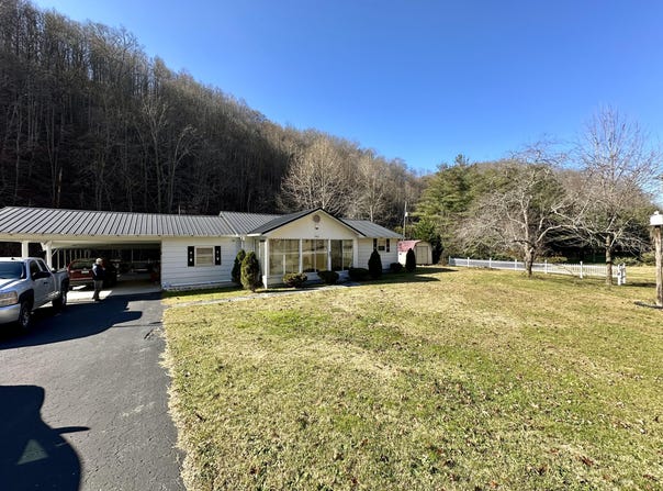 10960 KY RT 114, Prestonsburg, KY 41653 House for Sale - realestate.com.au