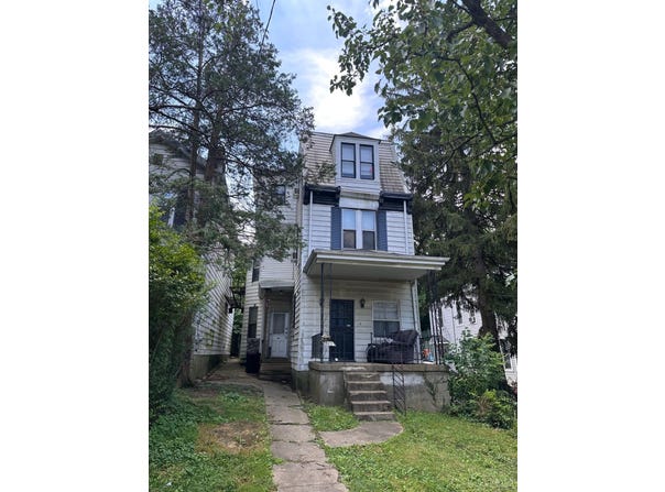 623 Riddle Road unit: 2, Cincinnati, OH 45220 Apartment for Rent ...