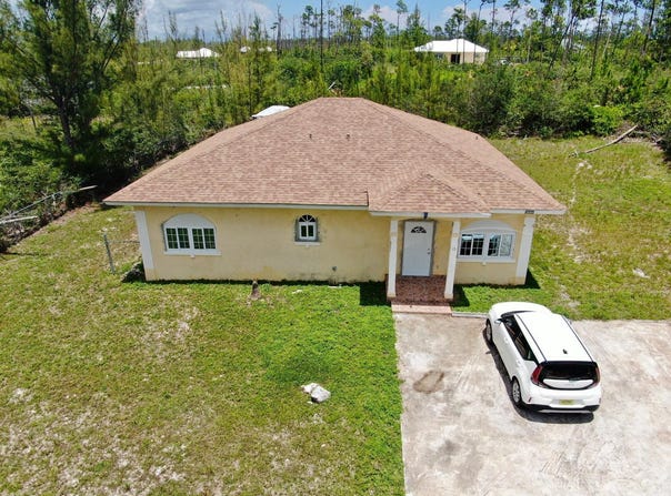 CHICKNEY ROAD 18, Sentinel Bay Subdivision, Grand Bahama/Freeport House ...