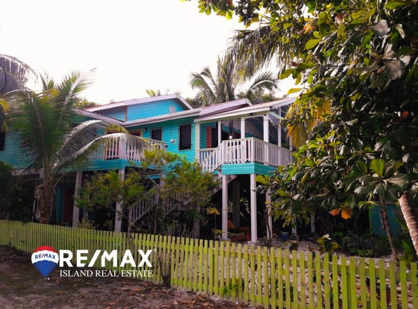 Caye Caulker, Belize District, Address available on request House for ...